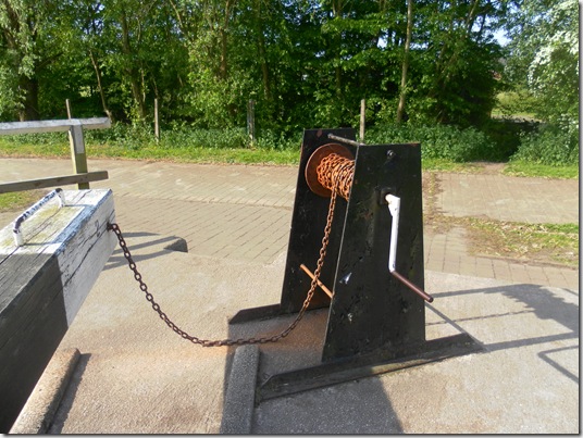 NB Serenity: Plank Lane Lift Bridge to Haigh Hall Country Park